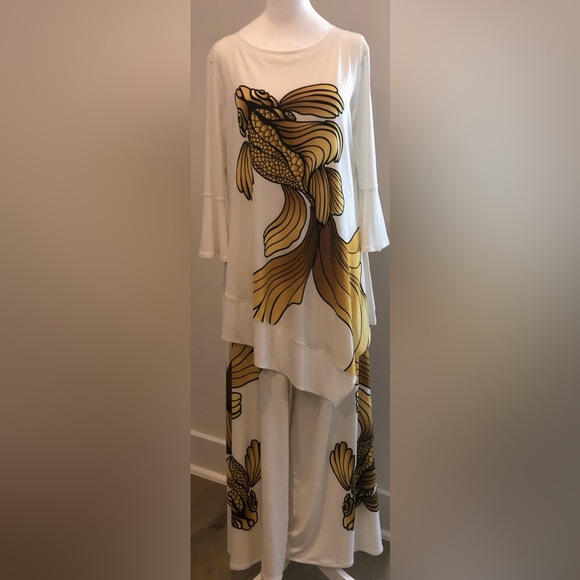 eva varro | Other | New Eva Varro Ivory And Gold Goldfish Design | Poshmark